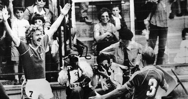 One day, one goal : Walter Schachner mène l'Autriche vers un précieux ...