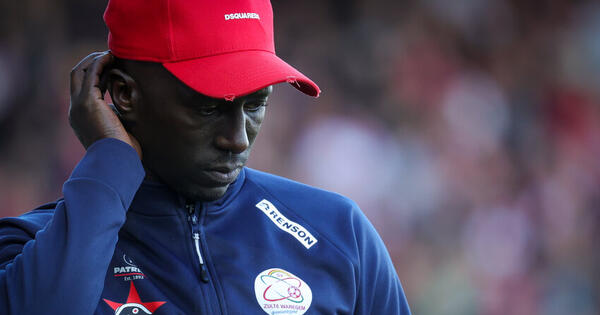 Krijgt Mbaye Leye de trein nog volledig op de rails bij Zulte Waregem?