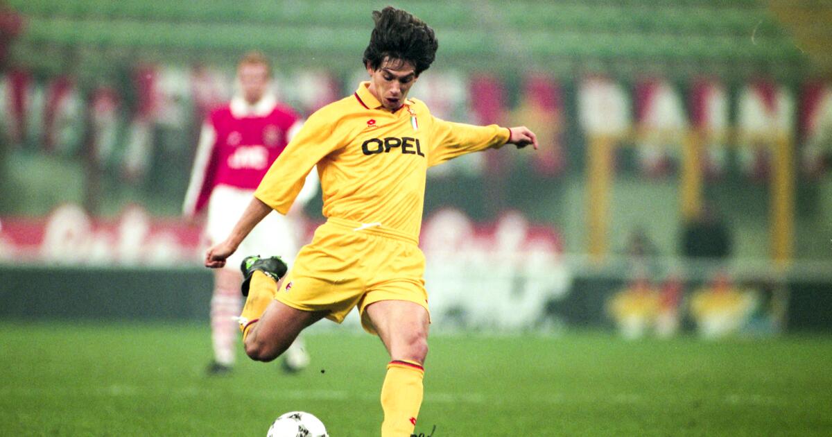 One day, one goal: Demetrio Albertini verrast FC Barcelona met ...