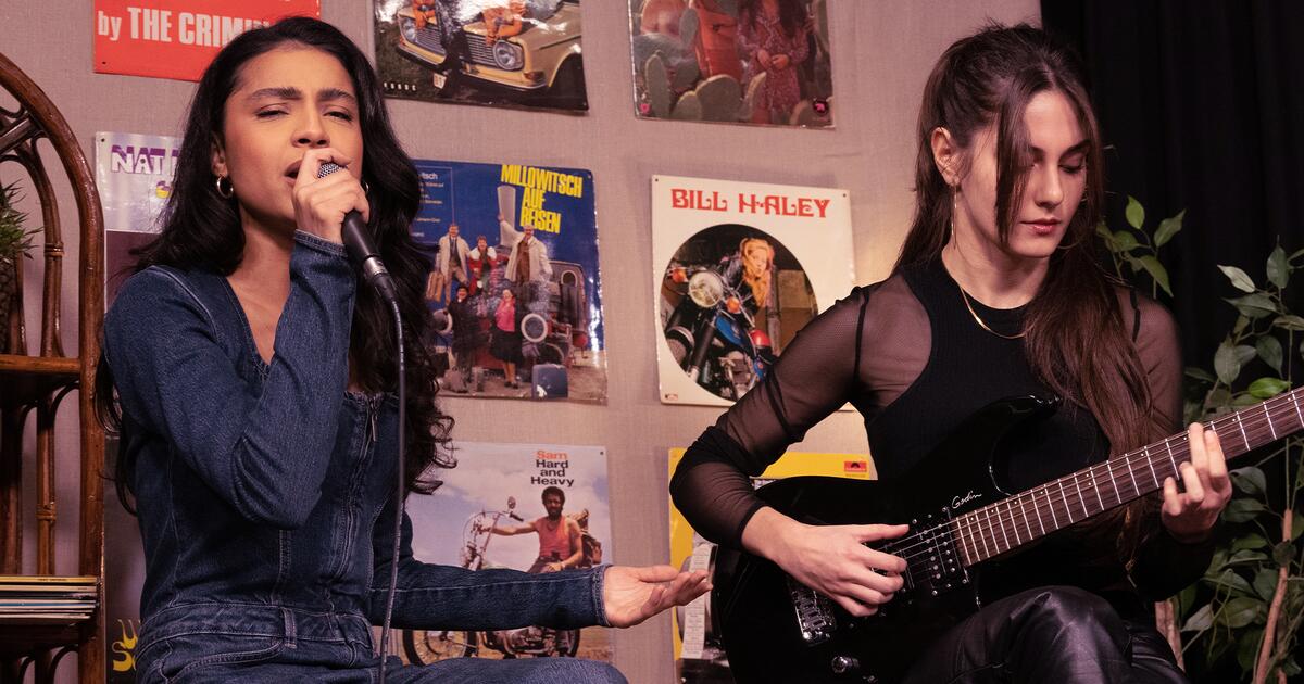 De vooruitstrevende pop van Lyna deze week in 'Front Row'