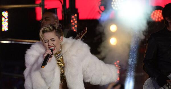 Het echte verhaal achter de song ‘Wrecking Ball’ van Miley Cyrus