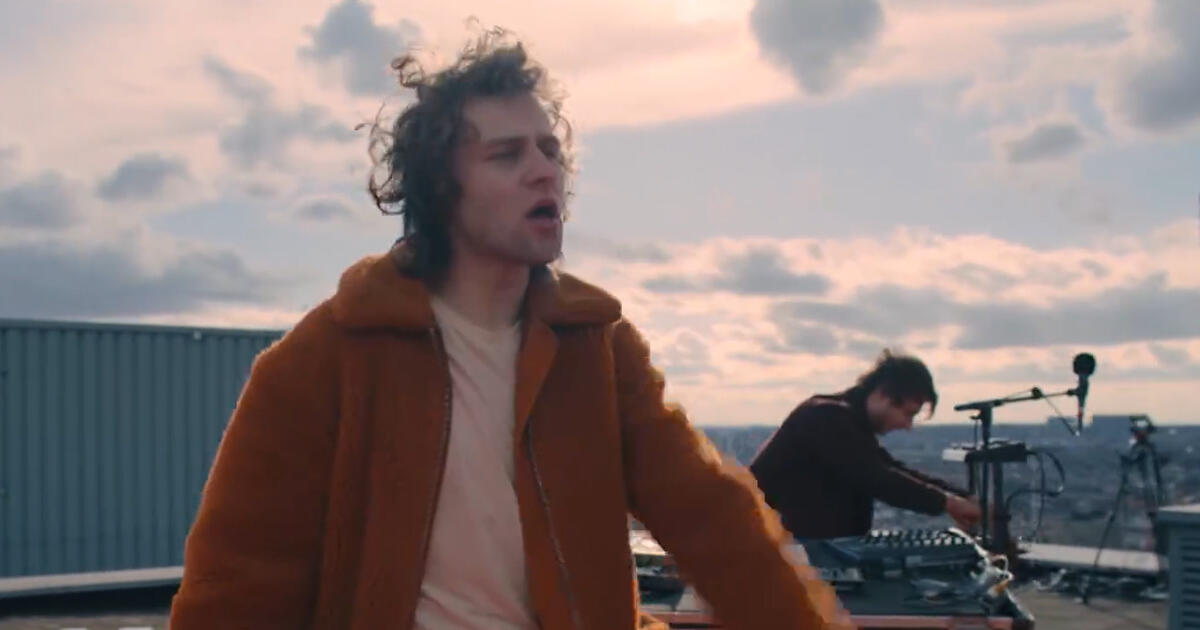 Proximus Rooftop Showcase: Compact Disk Dummies
