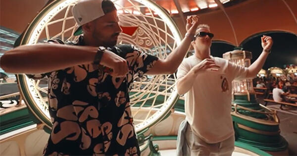 Tomorrowland - Love at Night